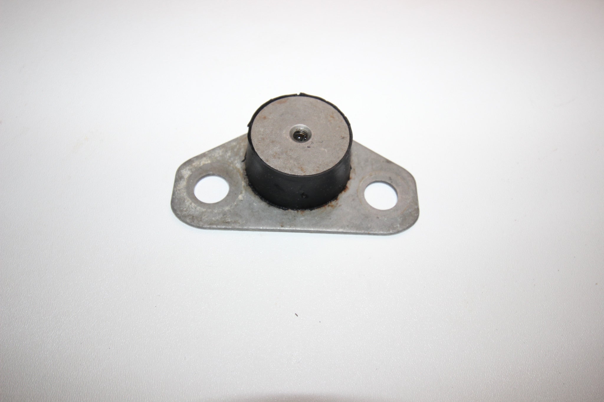 SEA DOO GTI LE-RFI 3D RFI GTI RFI MOTOR ENGINE MOUNT